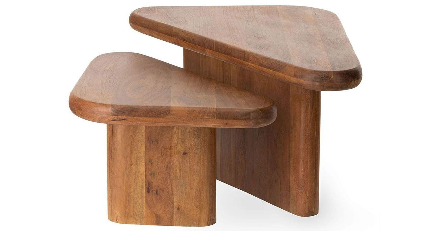 Tables basses triangulaires design en bois d'acacia Nerja - Athezza
