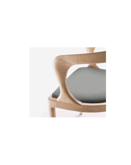 Chaise en bois massif design Bazk - Belta Frajumar