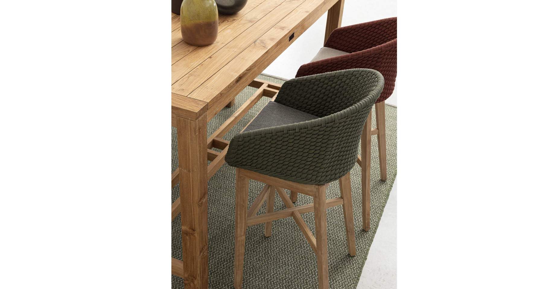 Table haute de bar jardin en teck recyclé 180 x 80 cm Maricruz